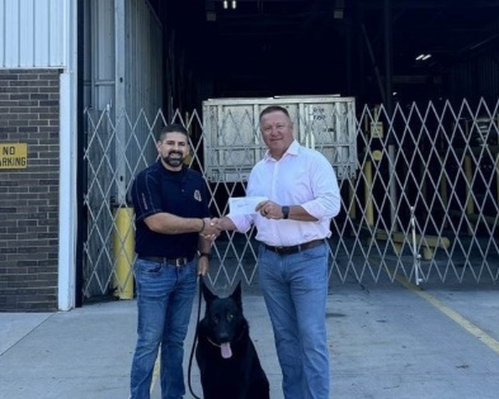 Clow Valve donates $3,000 to Oskaloosa Police Department - Alabama Dynamics